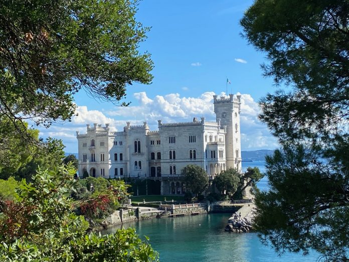 Miramare Castle's Grounds to Reopen 12 April - InTrieste