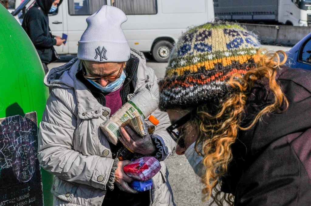Expats in Trieste Volunteering at The Fernetti Border, “Please, Donate ...