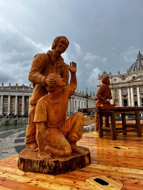 St Peter's Nativity Scene From FVG Unveiled On Saturday in Rome - InTrieste