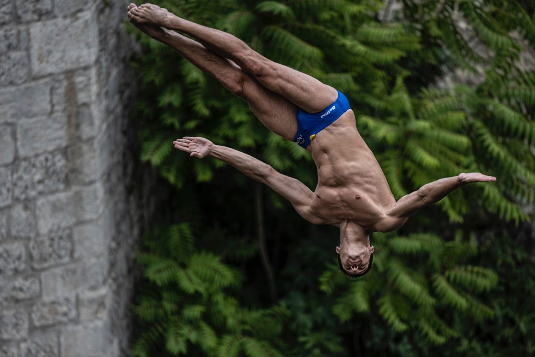 Spectacular Diving Show In Trieste - InTrieste