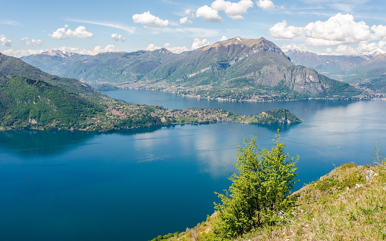 Italy: Lake Como Bar At Center Of Debate In Italy - InTrieste