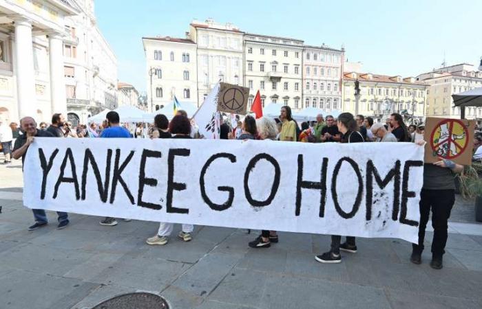 The World’s Largest Aircraft Carrier Docked In Trieste - InTrieste